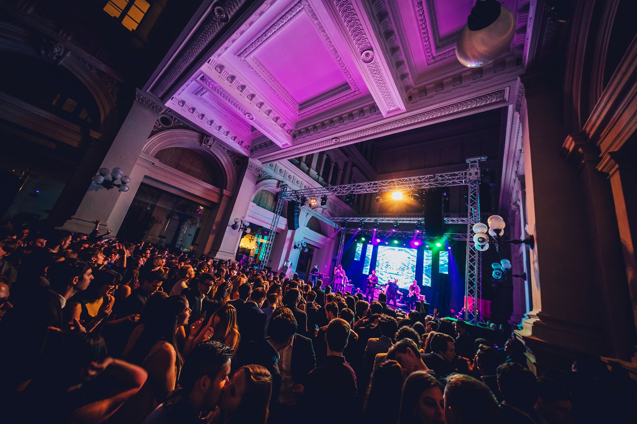 Öntevékeny Csoportok Irodája – ÖCSI - Budapesti Corvinus Egyetem