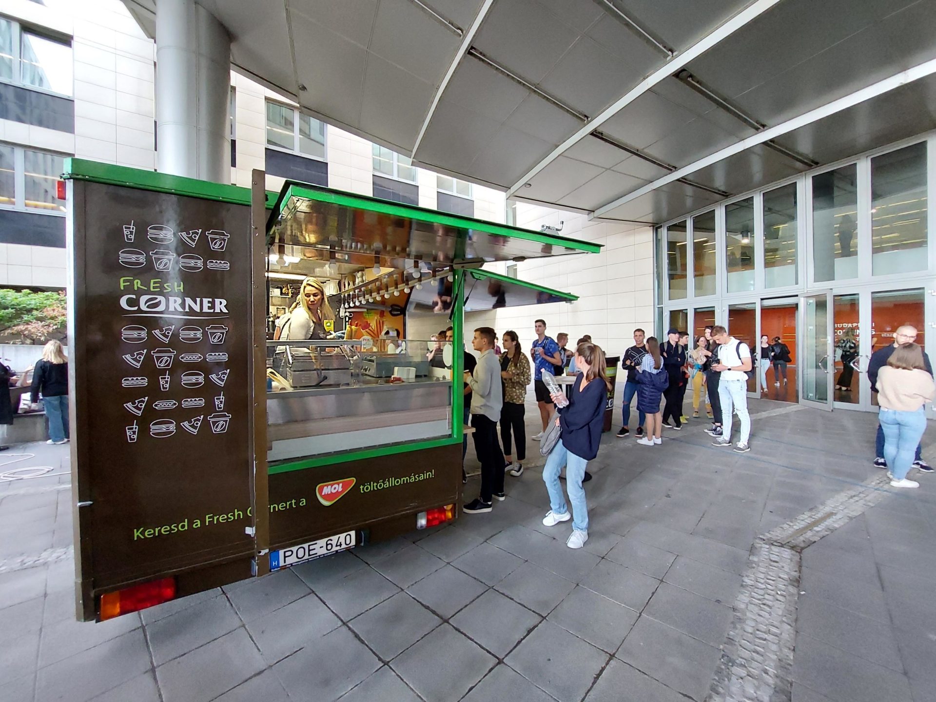 Viszlát, Fresh Corner, hamarosan újra találkozunk! - Budapesti Corvinus ...