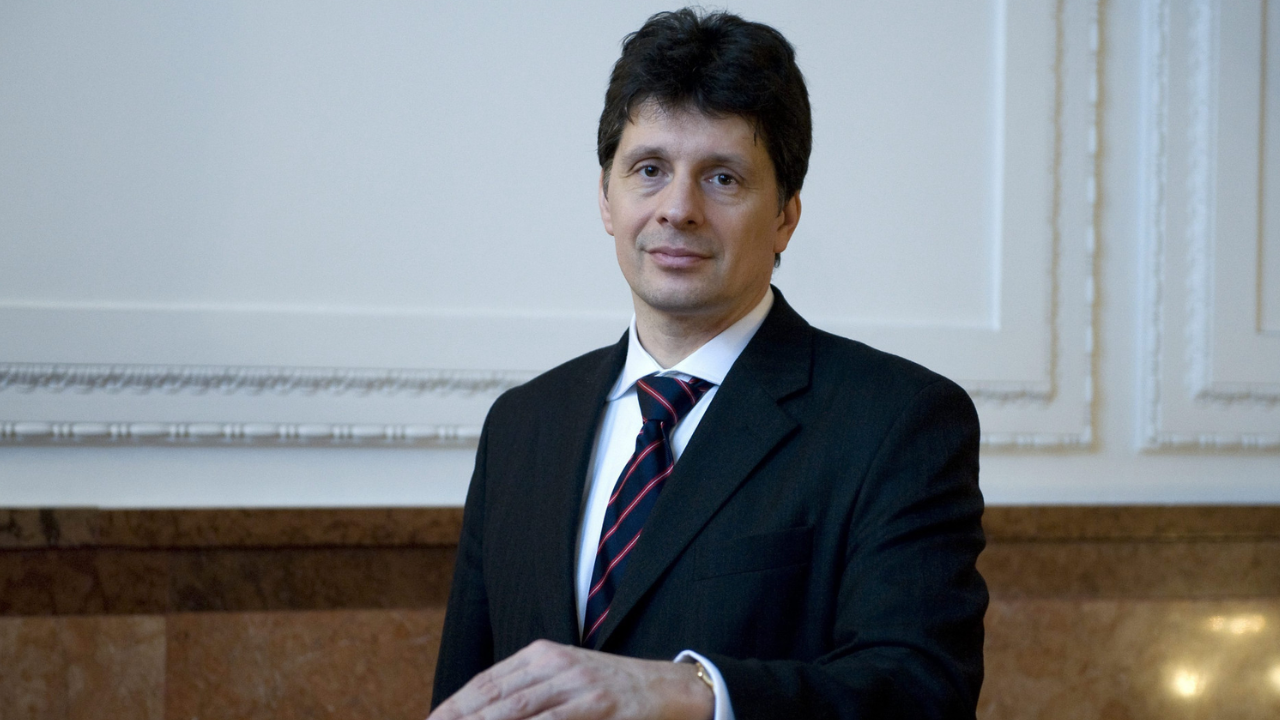 Farkas Ádám alumnusunk, korábbi oktatónk az amerikai derivatív piacot ...