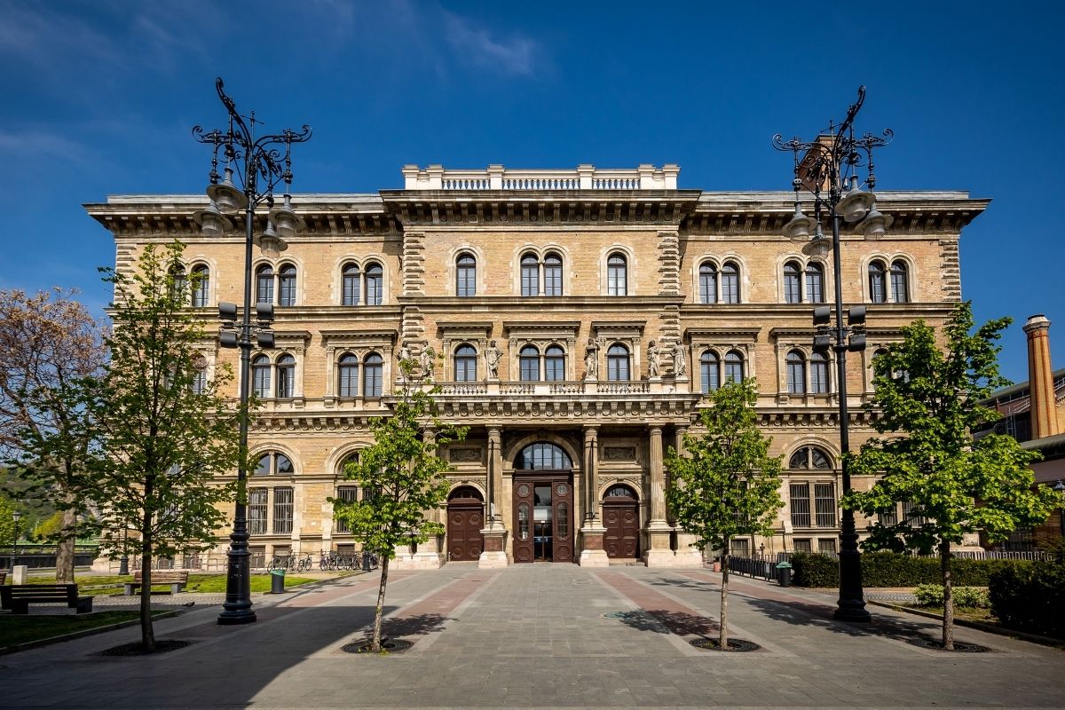 Which Hungarian university has the most beautiful building? - Corvinus ...