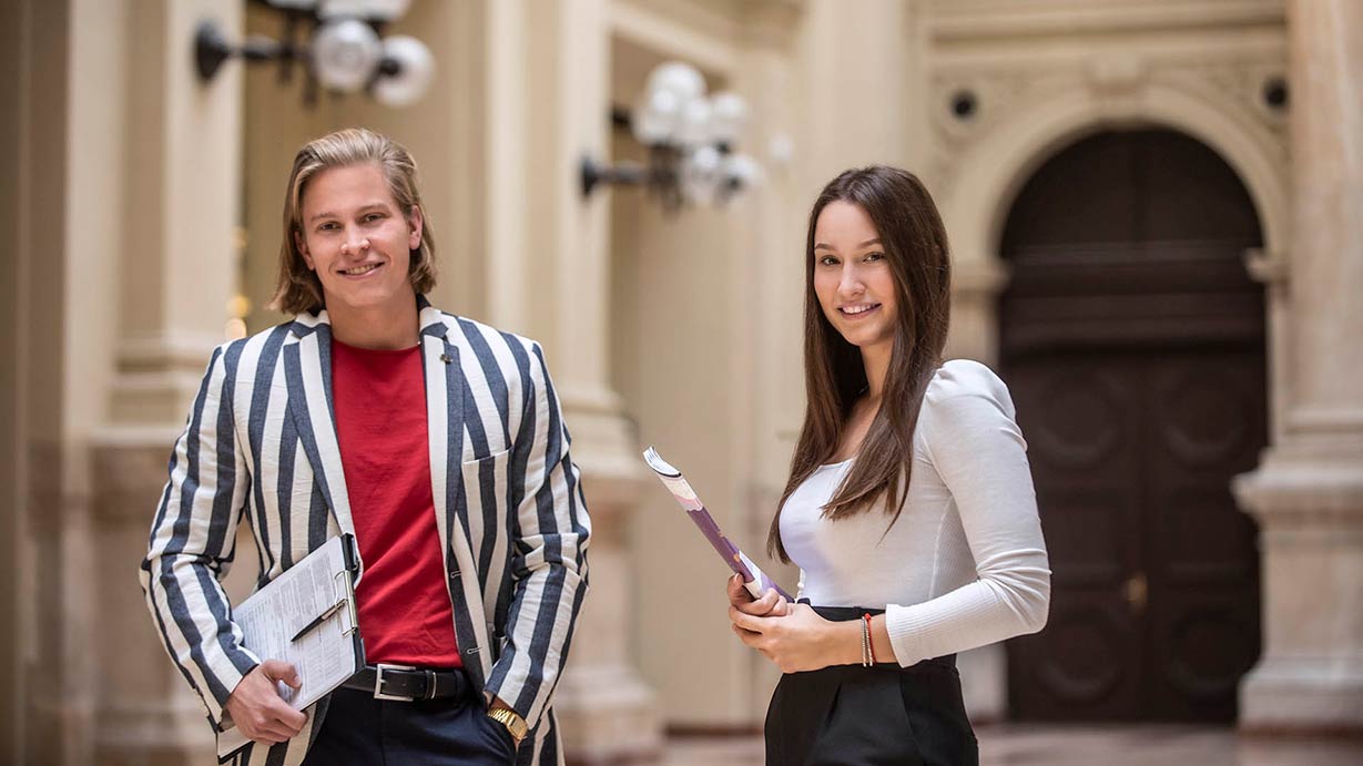 Become a student helper at the Academic Year Opening registration ...